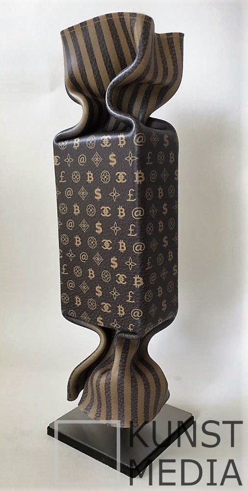 Candy my luxury lifestyle brown - Ad van Hassel - Kunst Media